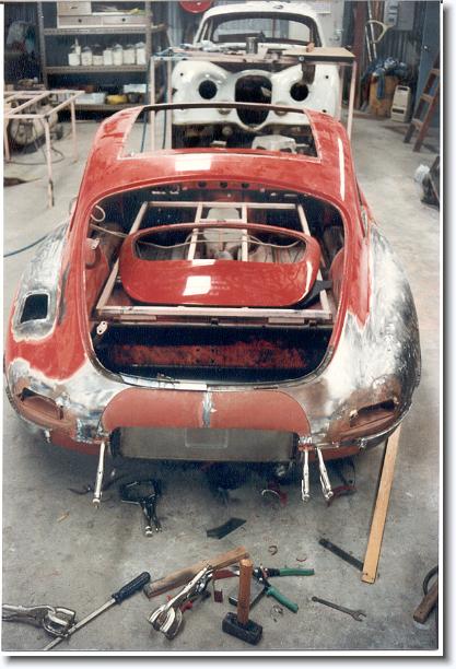 Jaguar E-Type Rebuild - 070 Would that Mark 2 roof fit the E-Type